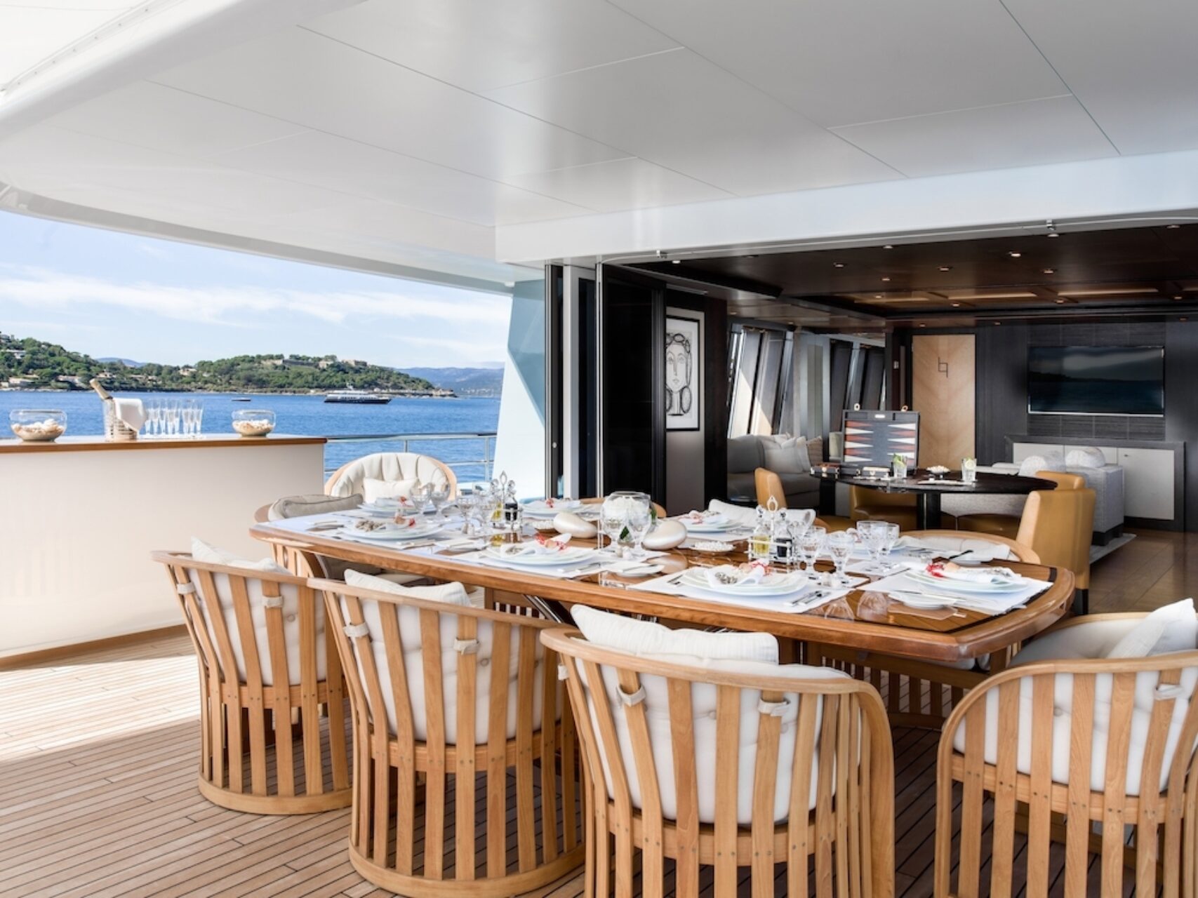Yacht SPORT, Feadship | CHARTERWORLD Luxury Superyacht Charters